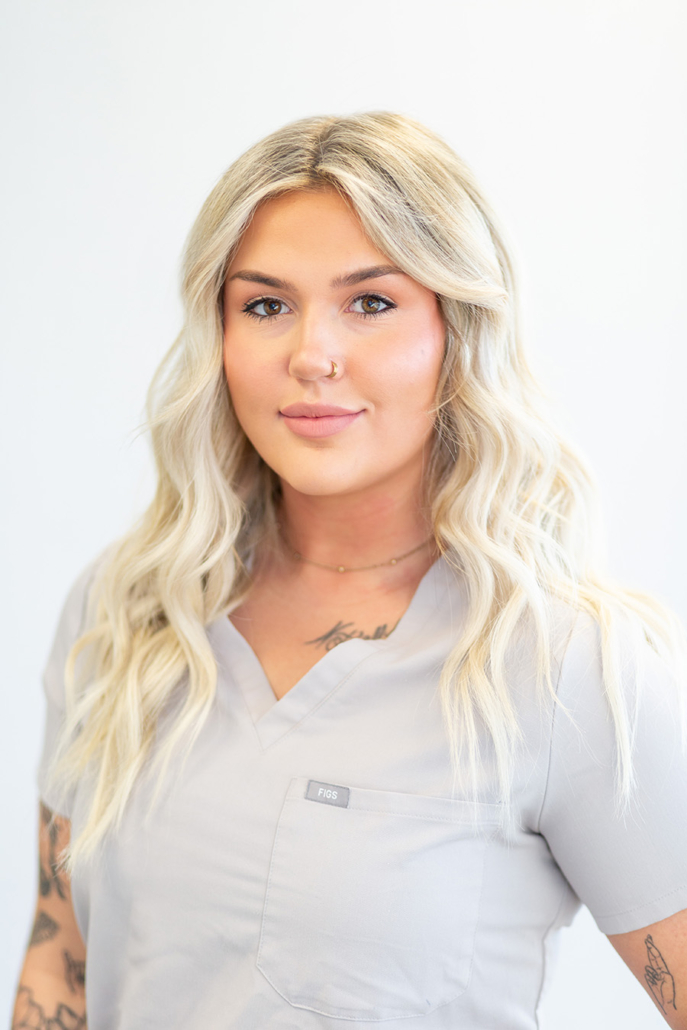 Amanda Ehrmantraut | Registered Nurse Injector | Calgary PRP